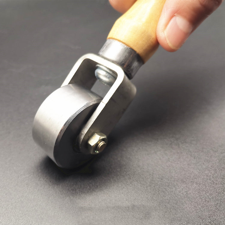 Metal Hemming Roller – J Tanner DIY Leather Craft